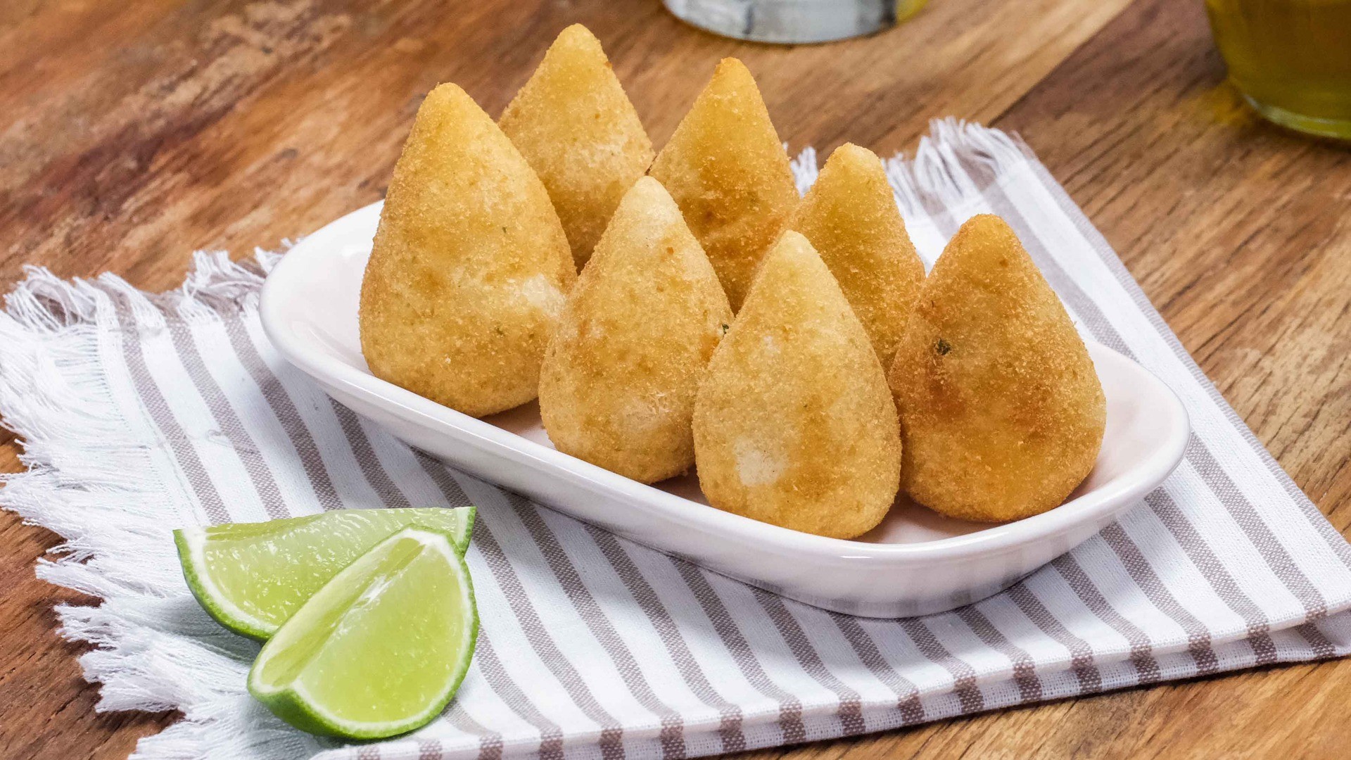 Da clássica à diferentona: 15 receitas de coxinhas para conhecer e ...
