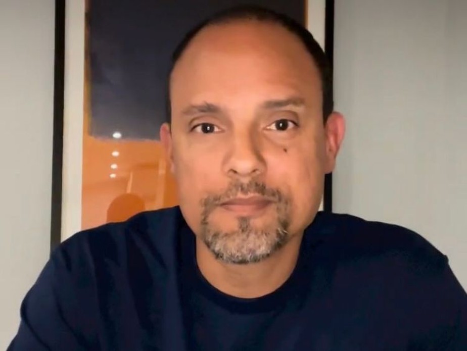 Criador de TV americano Ben Watkins desenvolve projeto de formação de ...