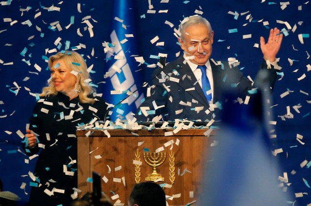 O mágico Netanyahu sofre um xeque de Lieberman | Guga Chacra - O Globo