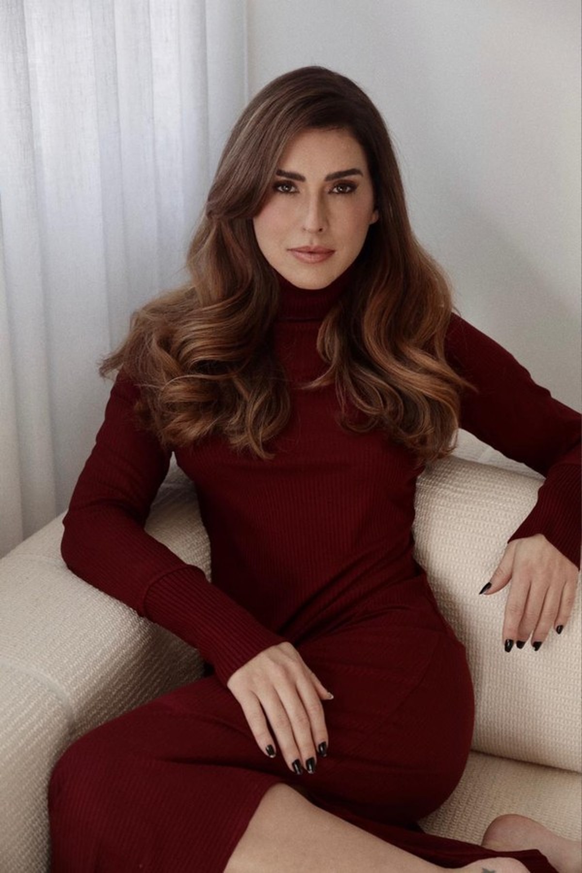 Fernanda Paes Leme muda o visual e aposta em fios mais longos e ...