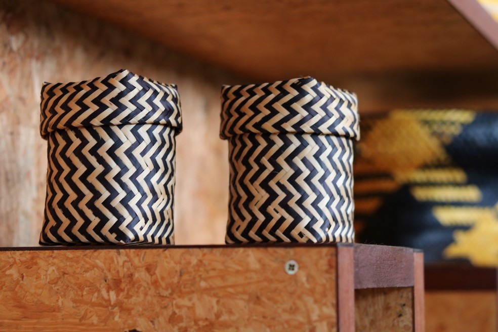 Da floresta para internet: Ribeirinhos no Amazonas vendem artesanato em ...