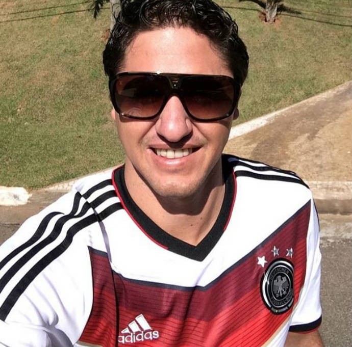 Campeão em 2002, Edmílson veste camisa e torce pela Alemanha | Blog ...