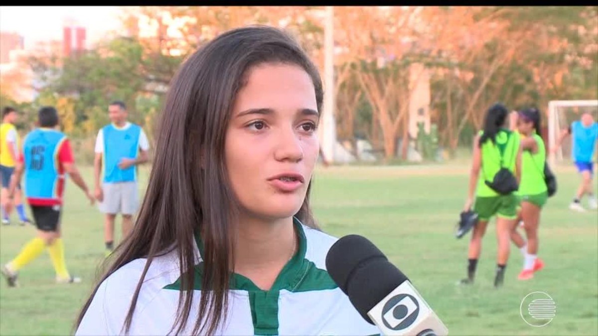 Júlia Beatriz dá "adeus" ao Iranduba e avalia futuro para buscar vaga ...