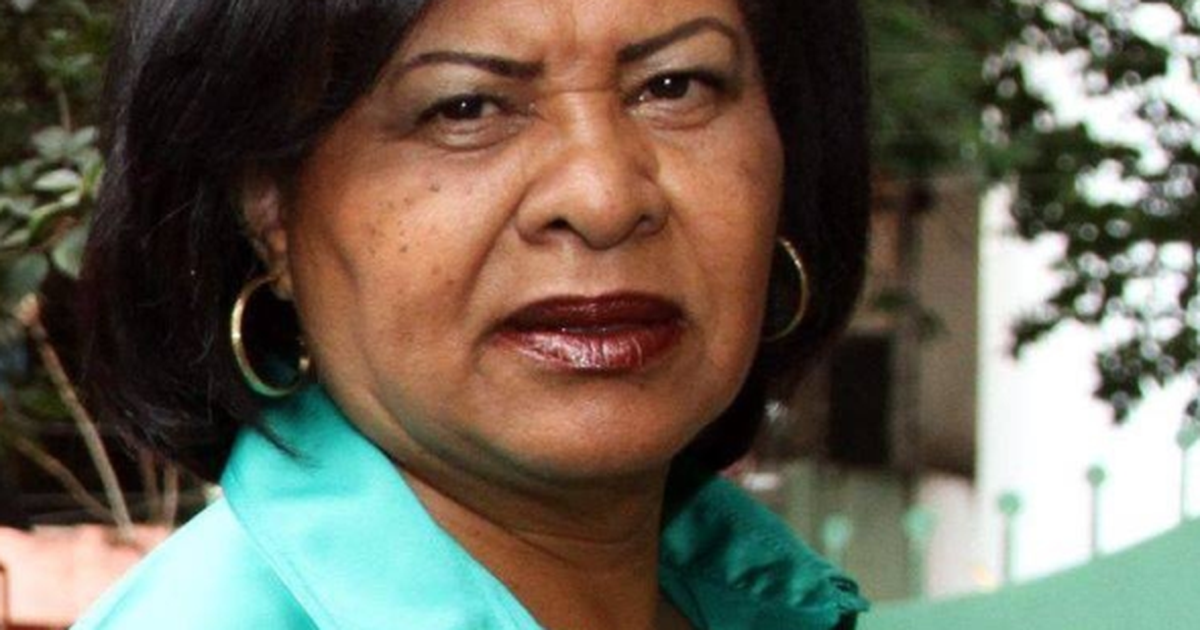 G1 - Isabel Souza homenageia Ivone Lara no Choro das Águas em ...