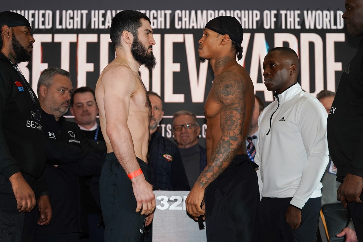 Boxe: Combate transmite defesa de títulos de Artur Beterbiev neste ...