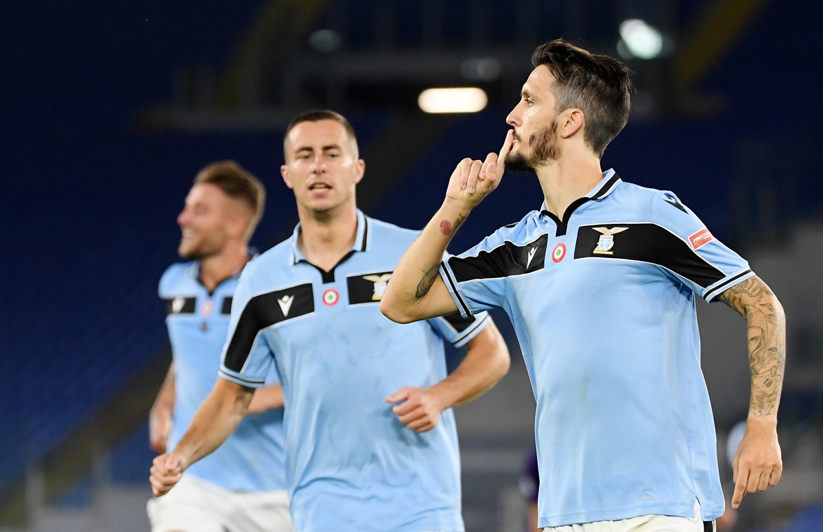 Lazio vira sobre a Fiorentina no segundo tempo e se mantém na cola da ...
