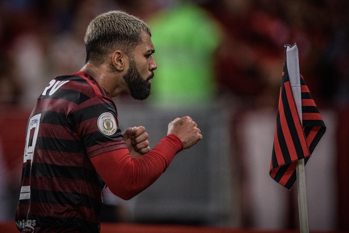 “Vem tranquilo”: Gabriel entra no embalo do meme e comemora 100º gol em ...