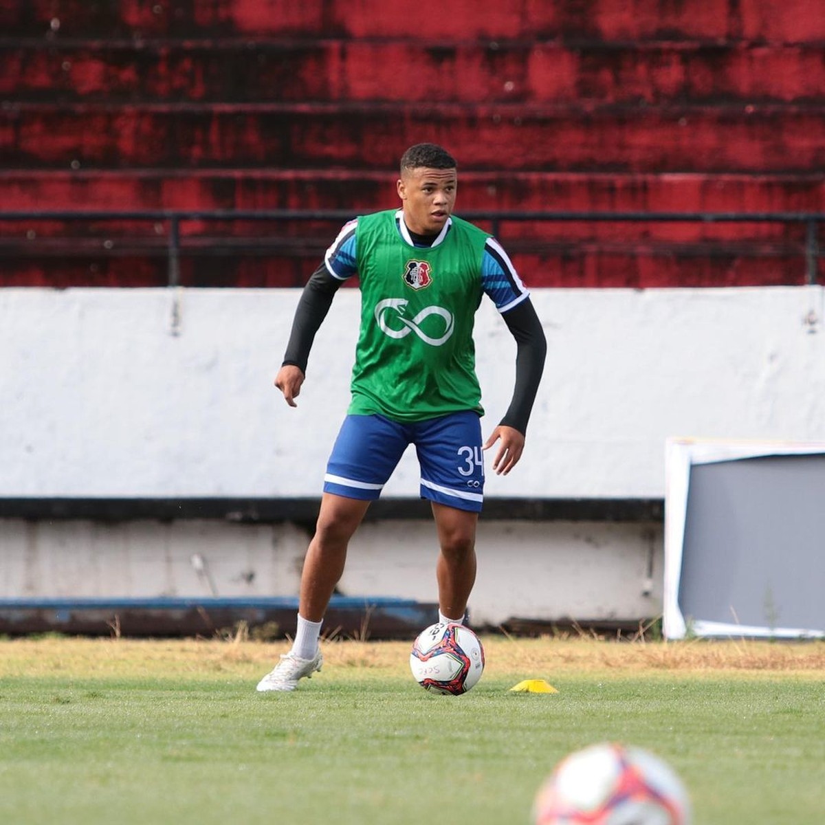 Jadson volta para o Santa Cruz após empréstimo relâmpago ao Grêmio ...