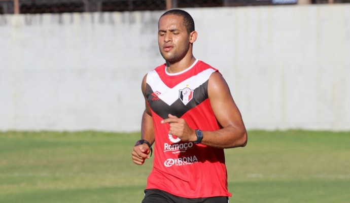 Roniery e Bruno Costa acertam com o Botafogo-SP para disputa do Paulistão
