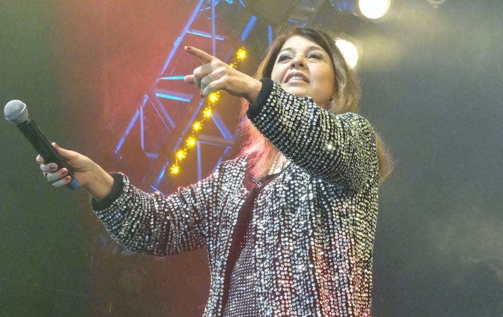 'Paixão me motiva', diz cantora Roberta Miranda antes de show no AM ...