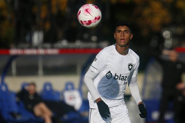 Bernardo Valim é liberado do hospital e permanece com elenco do ...