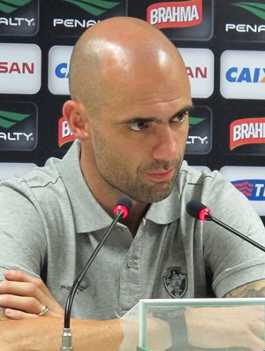 Cris credita início difícil no Vasco à falta de tempo para treinar com ...