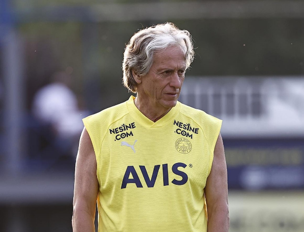 Jorge Jesus estreia no Fenerbahçe com empate em amistoso | futebol ...