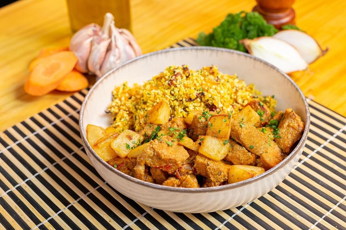 Lombo suíno na pressão com farofa de milho | Receitas Sadia | Receitas