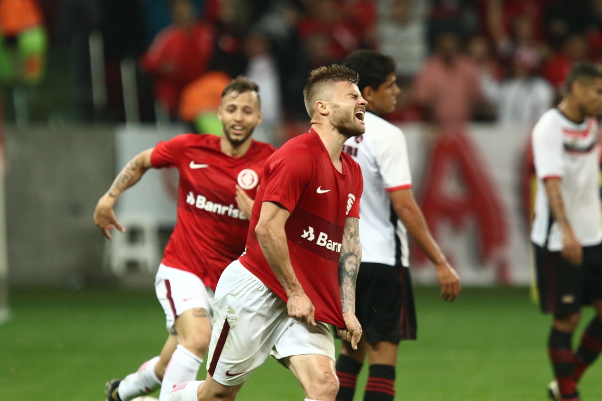 Xô, zica! Com direito a sal grosso, Inter vence Oeste em casa e volta ...