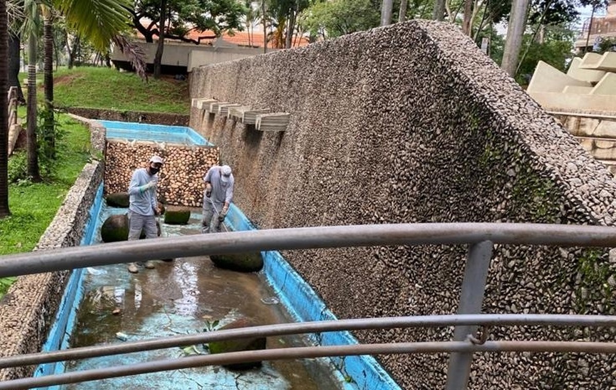 Praça do Santuário em Divinópolis recebe obras de revitalização ...