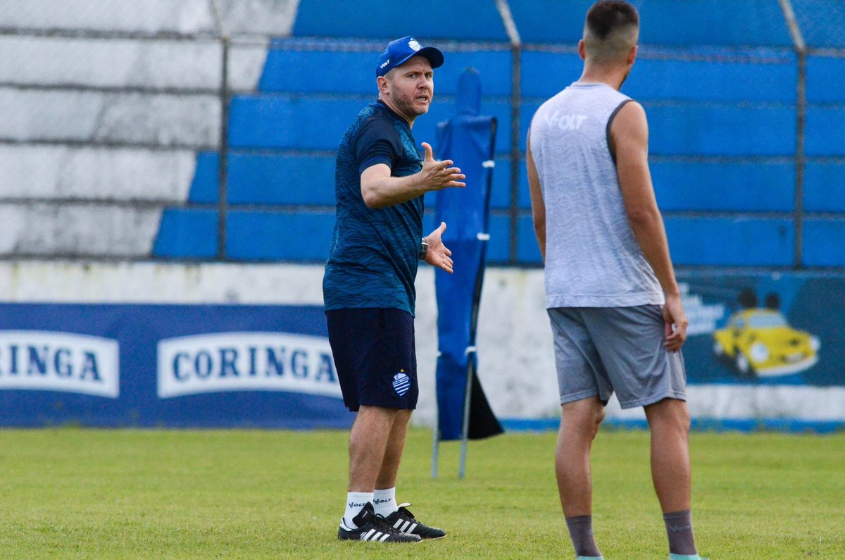 Escalação do CSA: dúvida no comando de ataque e chance de Cajá voltar ...