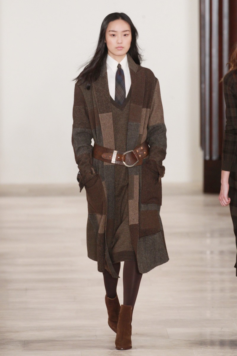 Ralph Lauren divide seu inverno entre roupas casuais e de festa ...