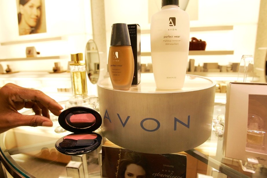 Avon Products é condenada nos EUA por contaminação por amianto em talco ...