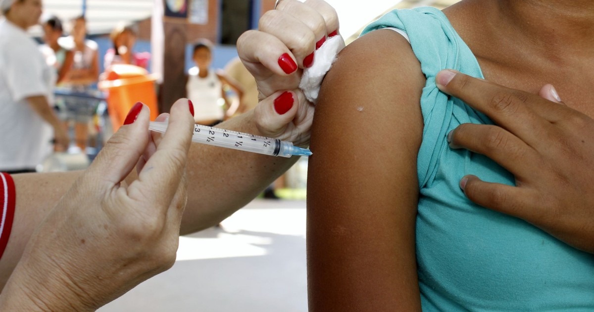 G1 - Salvador disponibiliza vacina contra o HPV para meninas de 9 a 11 ...
