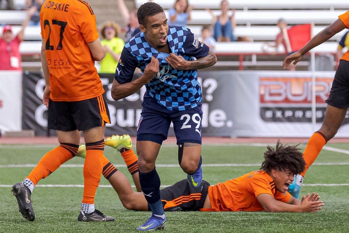 Após oito anos no exterior, Stéfano Pinho fala de oportunidade no ...