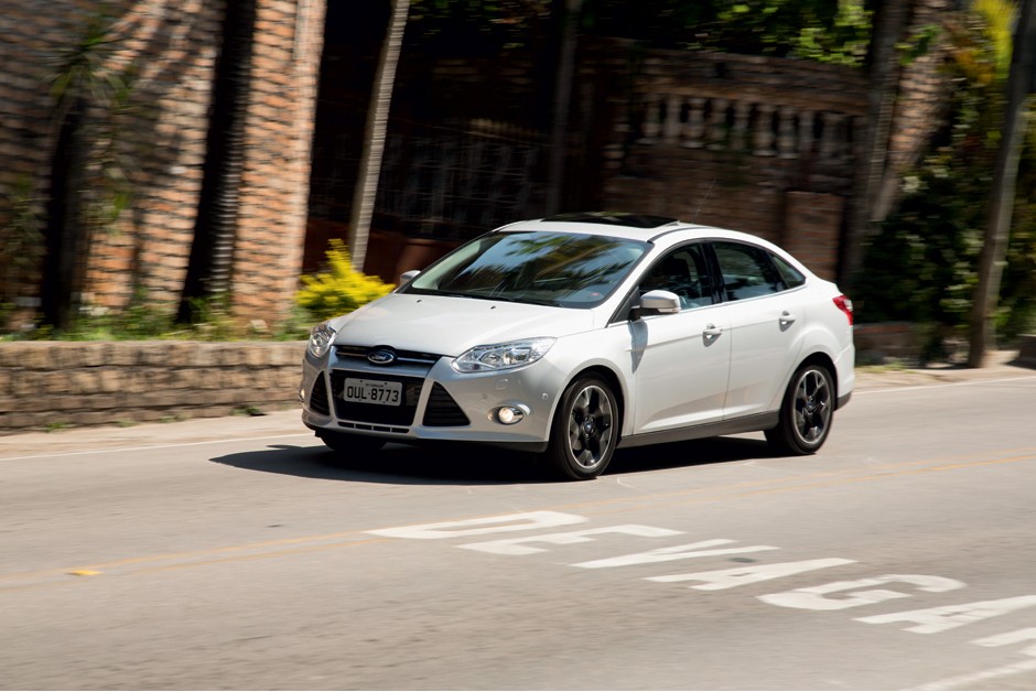 Avaliação: Ford Focus Sedan 2.0 Titanium Plus PowerShift | Testes ...