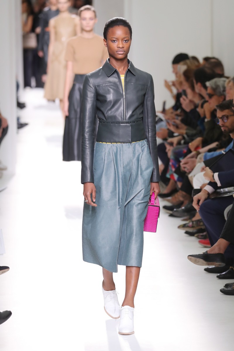 Hermès alia clássico atemporal da marca a desejos do momento | Desfiles ...