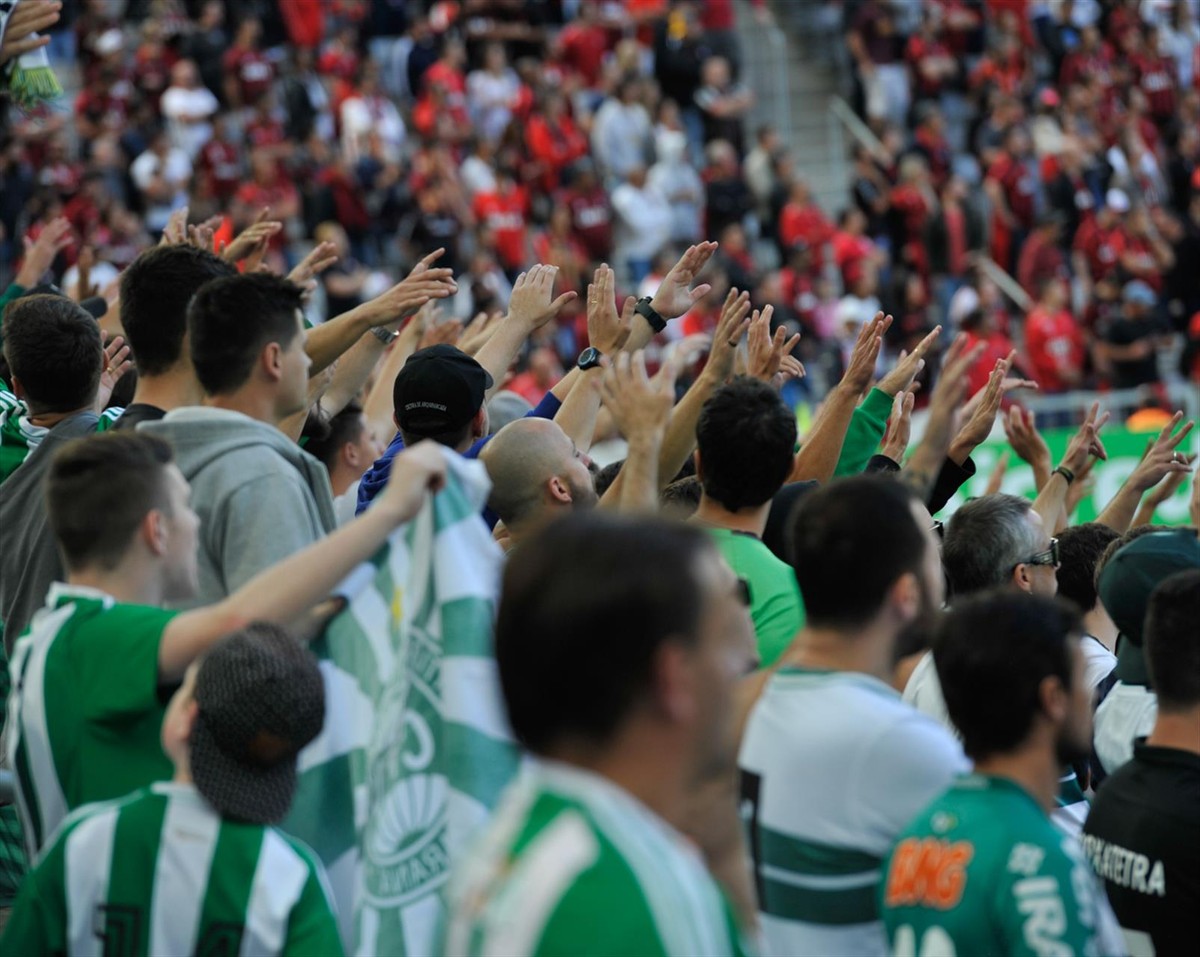 Campeonato Paranaense: por pedido dos clubes, Athletico x Coritiba terá ...