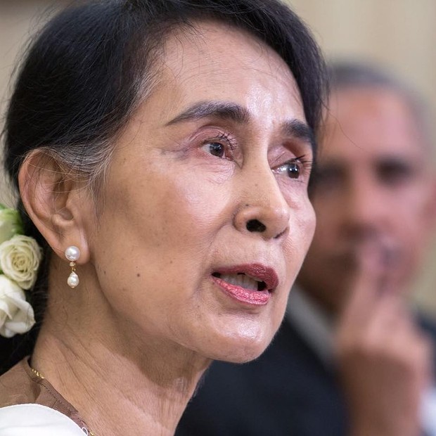 Suu Kyi é condenada a mais 3 anos de prisão em Myanmar - Época Negócios ...