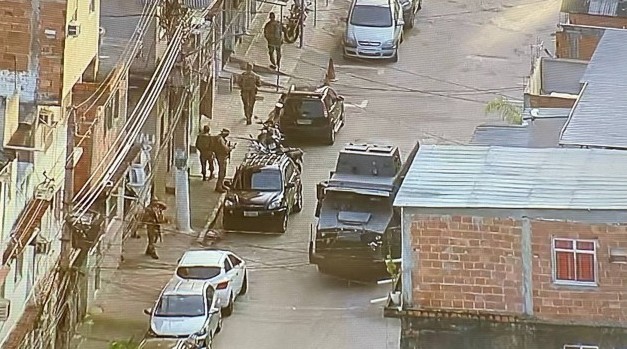 Operação na Zona Norte do Rio deixa pelo menos sete mortos; até o ...