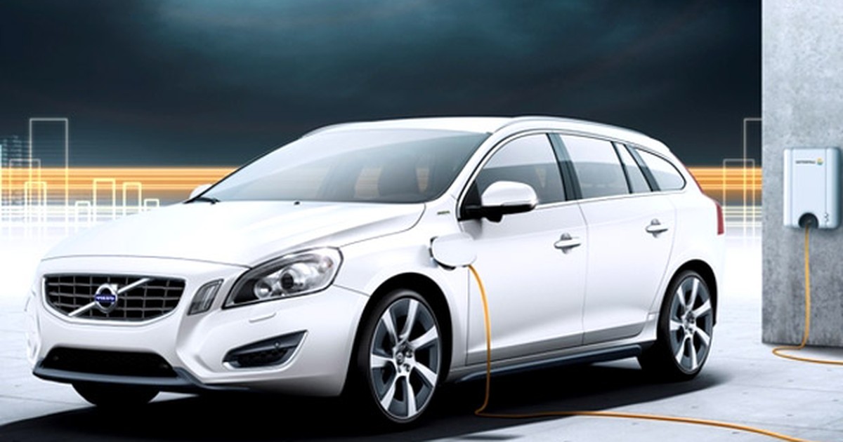 Auto Esporte - Volvo mostra o V60, primeiro híbrido plug-in a diesel