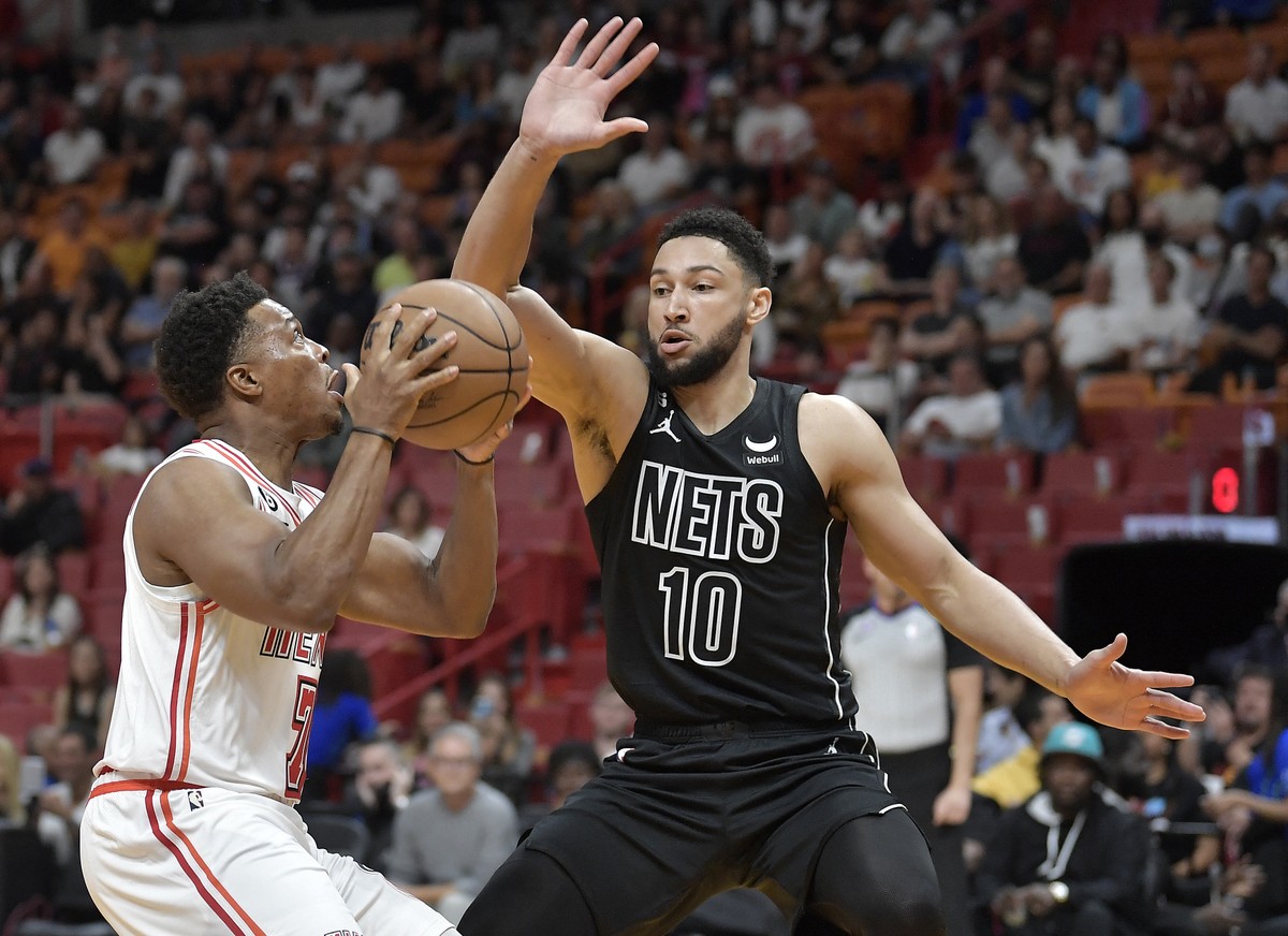 Durant sai lesionado, Nets reagem no fim e vencem o Heat em Miami | nba ...