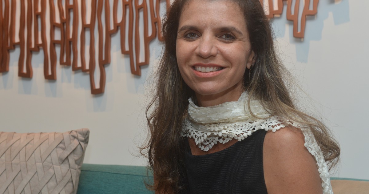 G1 - Cristiane Mendonça assume Secretaria da Fazenda do ES - notícias ...