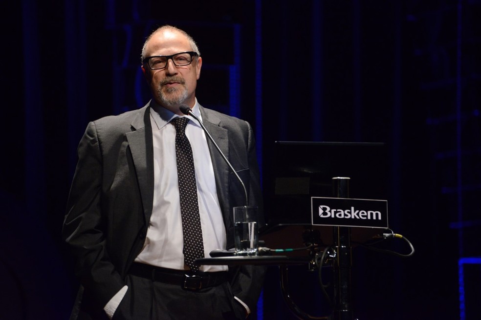 Filósofo francês Pierre Lévy fala sobre 'A Construção do Sentido' em ...