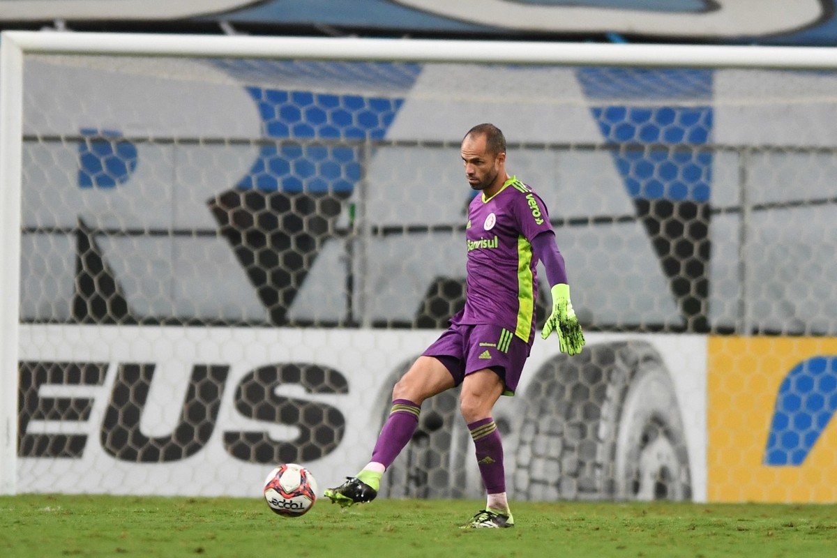 Lomba quer garantir vaga do Inter contra Aimoré e se adapta a jogo com ...