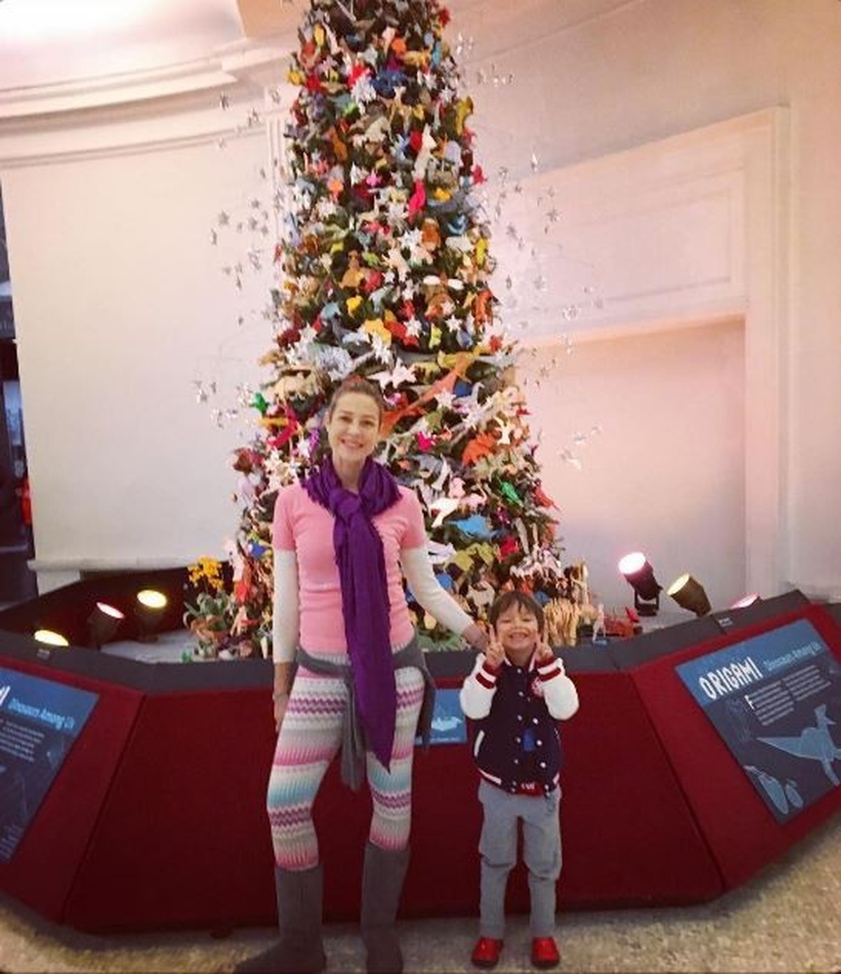 Luana Piovani celebra a chegada do Natal com Dom em Nova York ...