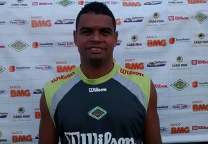 Recém-contratado pela Cabofriense, Nill revela que posição gosta de ...