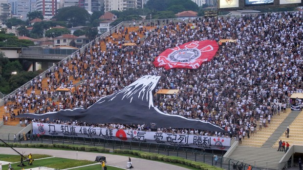 Corinthians cria 'clima japonês' no Pacaembu antes do Mundial ...