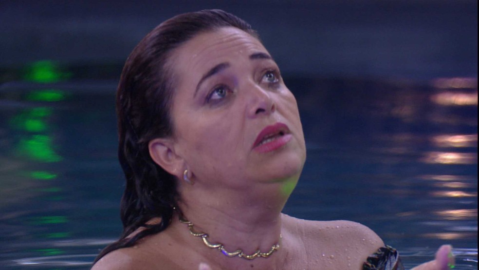 Tereza comete infração gravíssima e é punida | casa bbb | Gshow