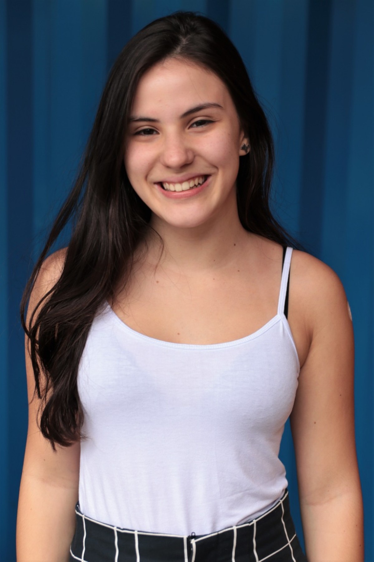 Giovanna Rispoli estreia na novela 'Malhação' vivendo personagem com ...