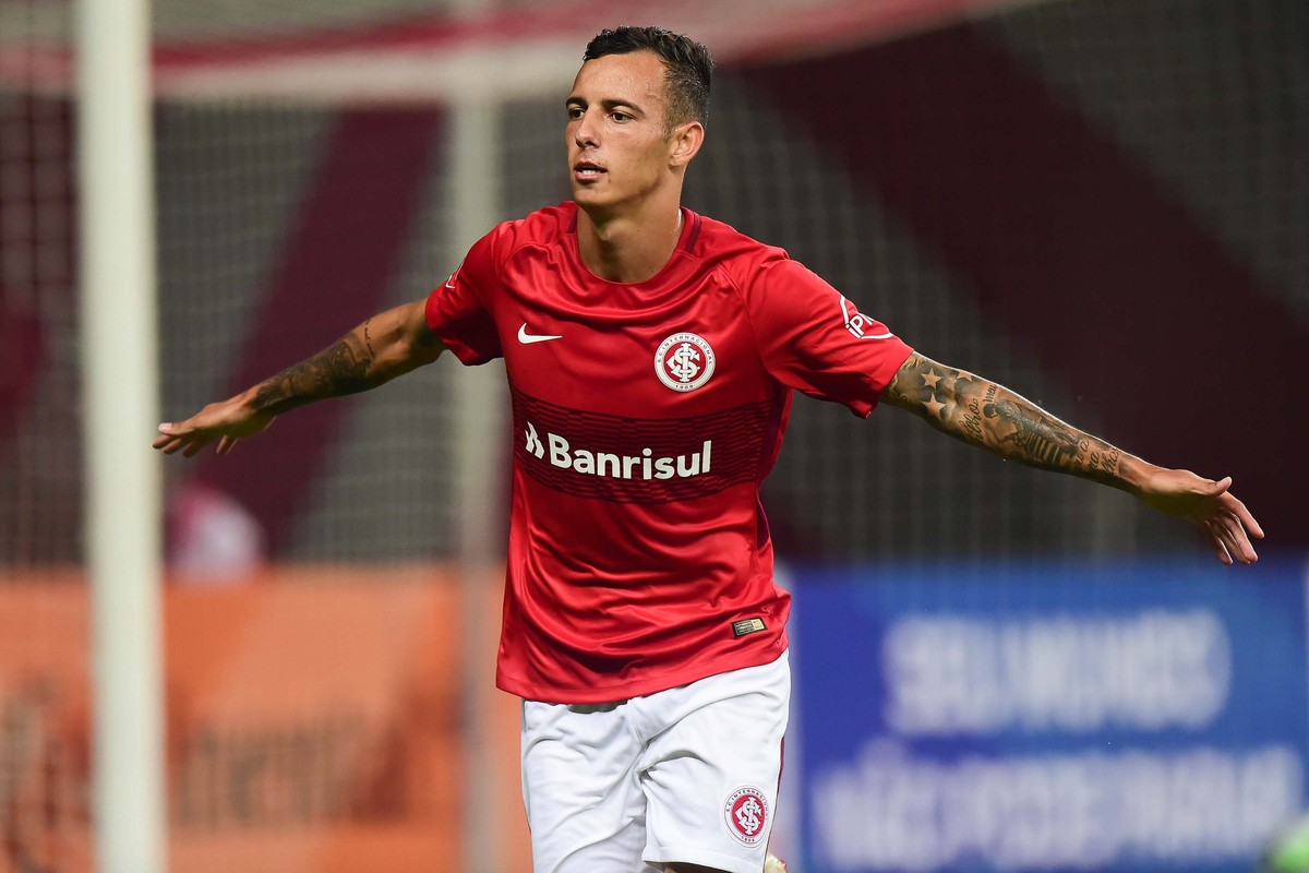 Protagonista, Iago evolui e ganha status de titular no Inter ...
