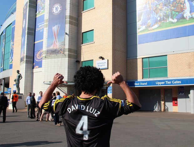 Torcida do Chelsea minimiza a Liga Europa e sonha com a volta de Mou ...