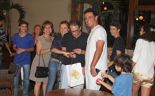 Adriana Esteves e Marco Ricca celebram aniversário do filho - Quem ...