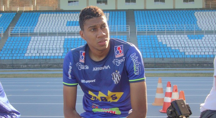 Rafael Vítor se machuca e preocupa Departamento Médico do Tupi-MG ...