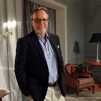 Tato Gabus Mendes entra na trama para 'pegar' Lara e ser o pai ricaço ...