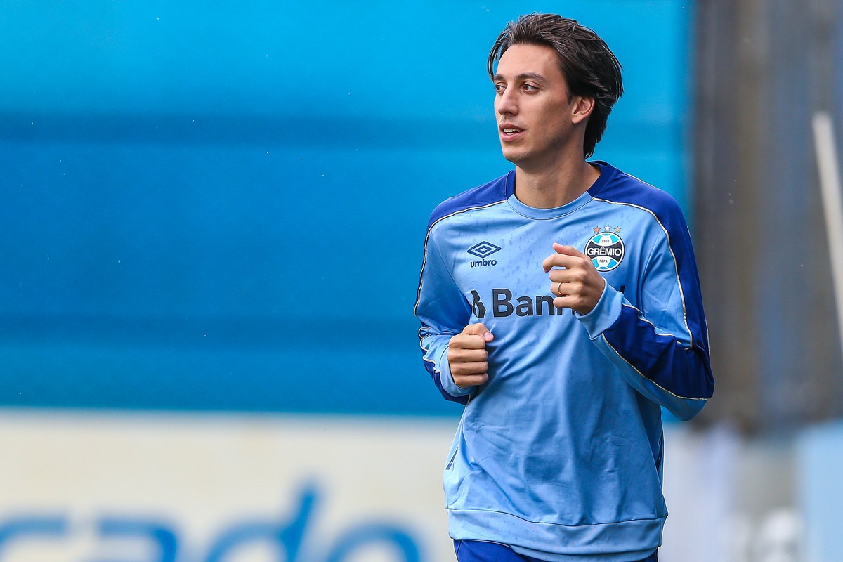 De olho na Libertadores, Geromel passa "dias inteiros" em tratamento ...