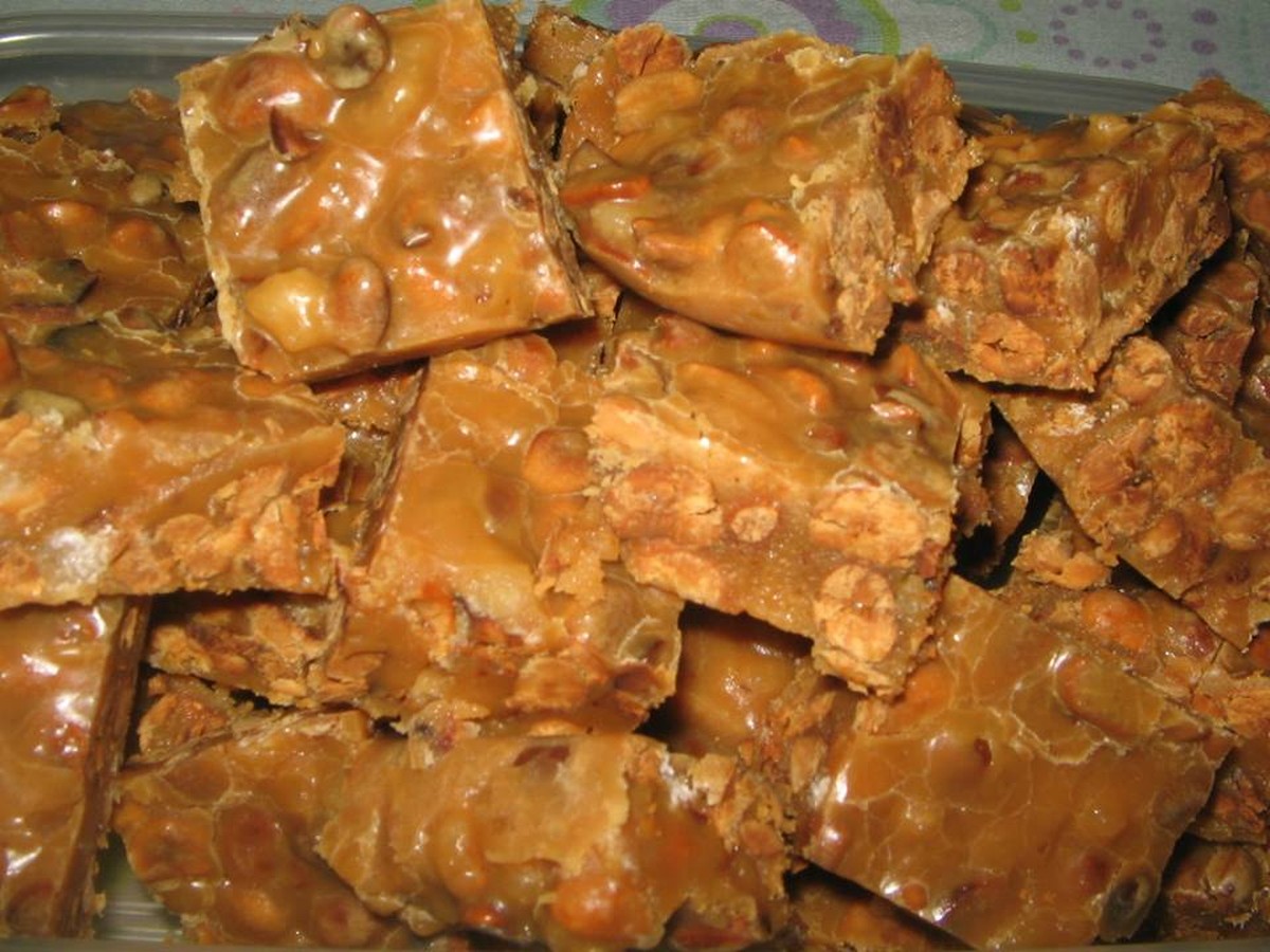 Pé - de - moleque | Doces e sobremesas | Receitas