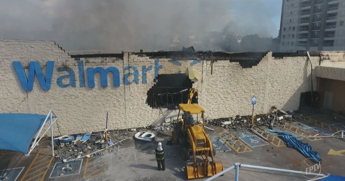 G1 - Demolição do Walmart destruído pelo fogo em Americana levará dois ...