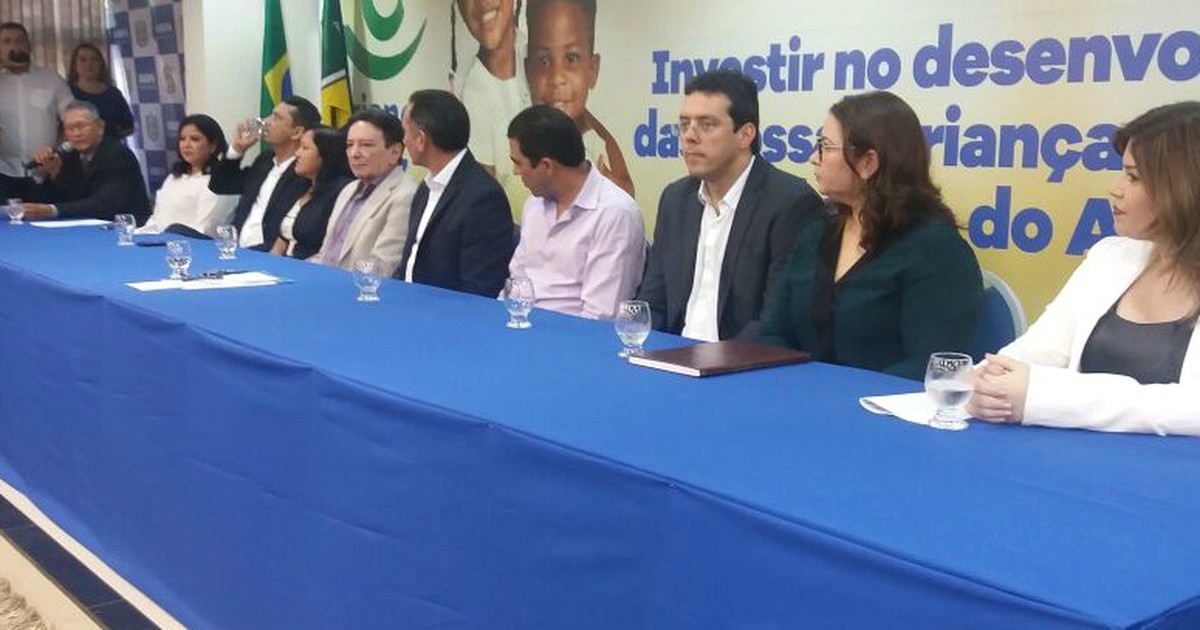 G1 - Governo do Amapá faz mudanças e empossa quatro novos gestores ...