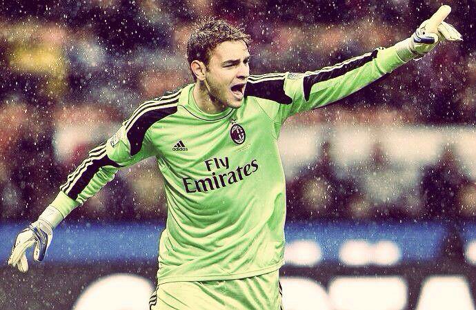 Gabriel supera má fase no Milan e vira estrela em zebra da Série B italiana